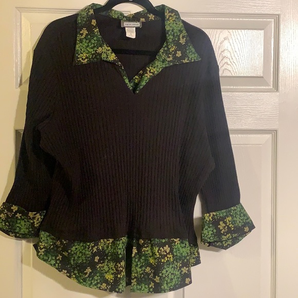 Aqua Blues | Tops | Super Cute Top Wlook Of 2 Layers A Pretty Bluegreen ...